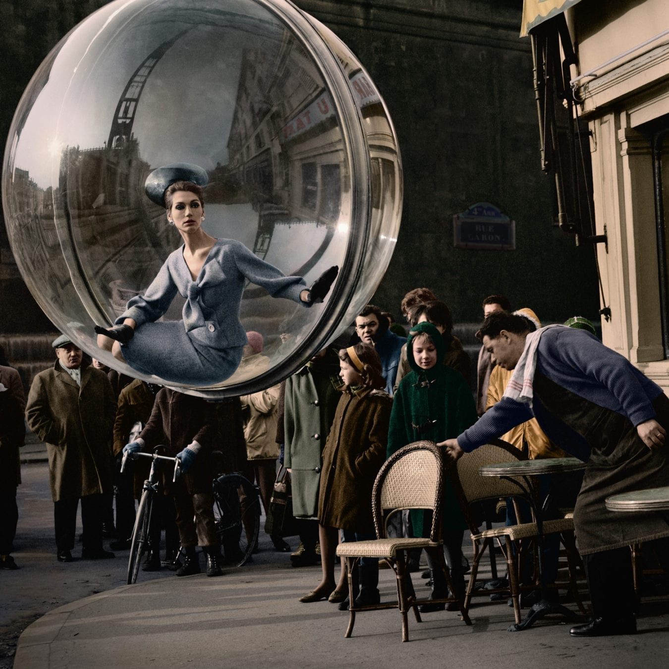 Holden Luntz Gallery - Melvin Sokolsky: Fashion Taken to New Heights