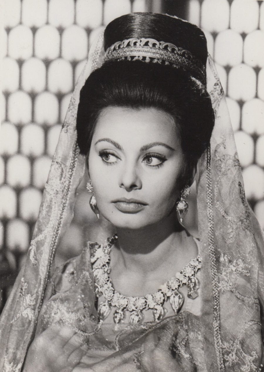 Sophia Loren as the Emperor's Daughter in "Fall of the Roman Empire ...