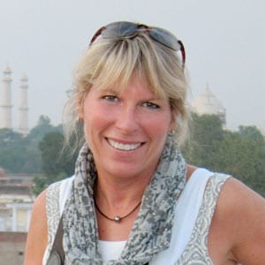 Dialogues With Great Photographers - Alison Wright - Holden Luntz Gallery