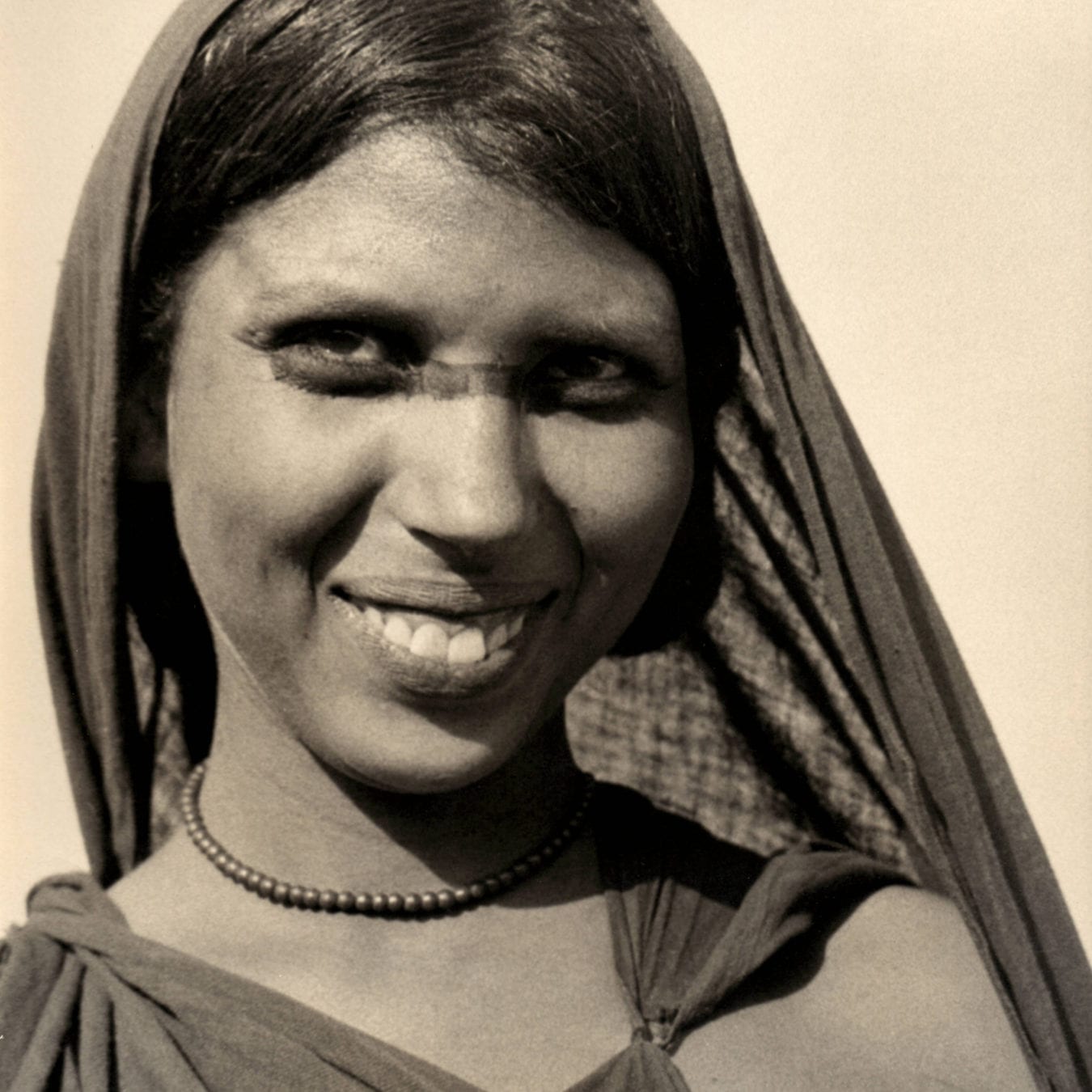 Native of Kidal, Mali, West Africa - Holden Luntz Gallery