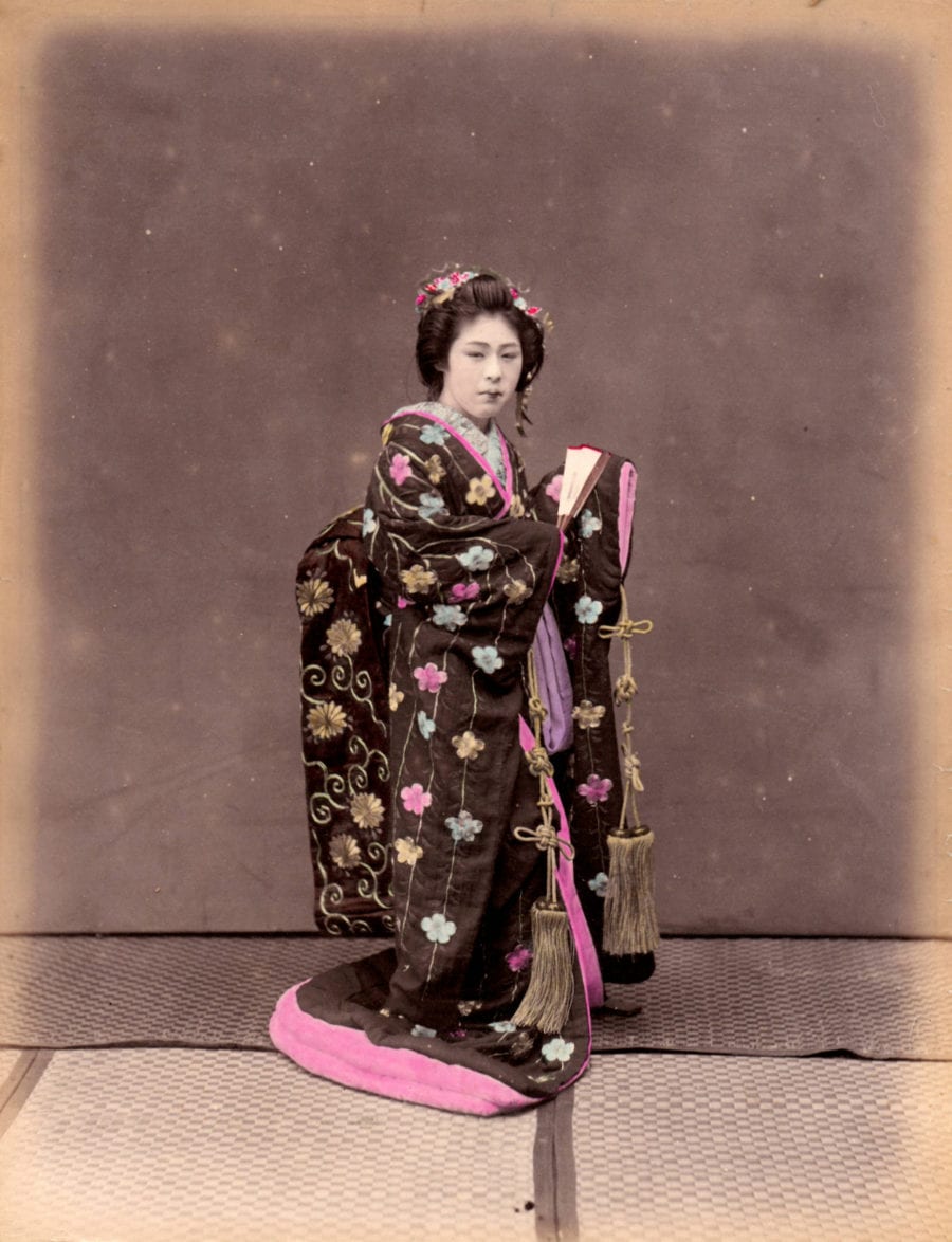 Geisha with Elaborate Kimono - Holden Luntz Gallery