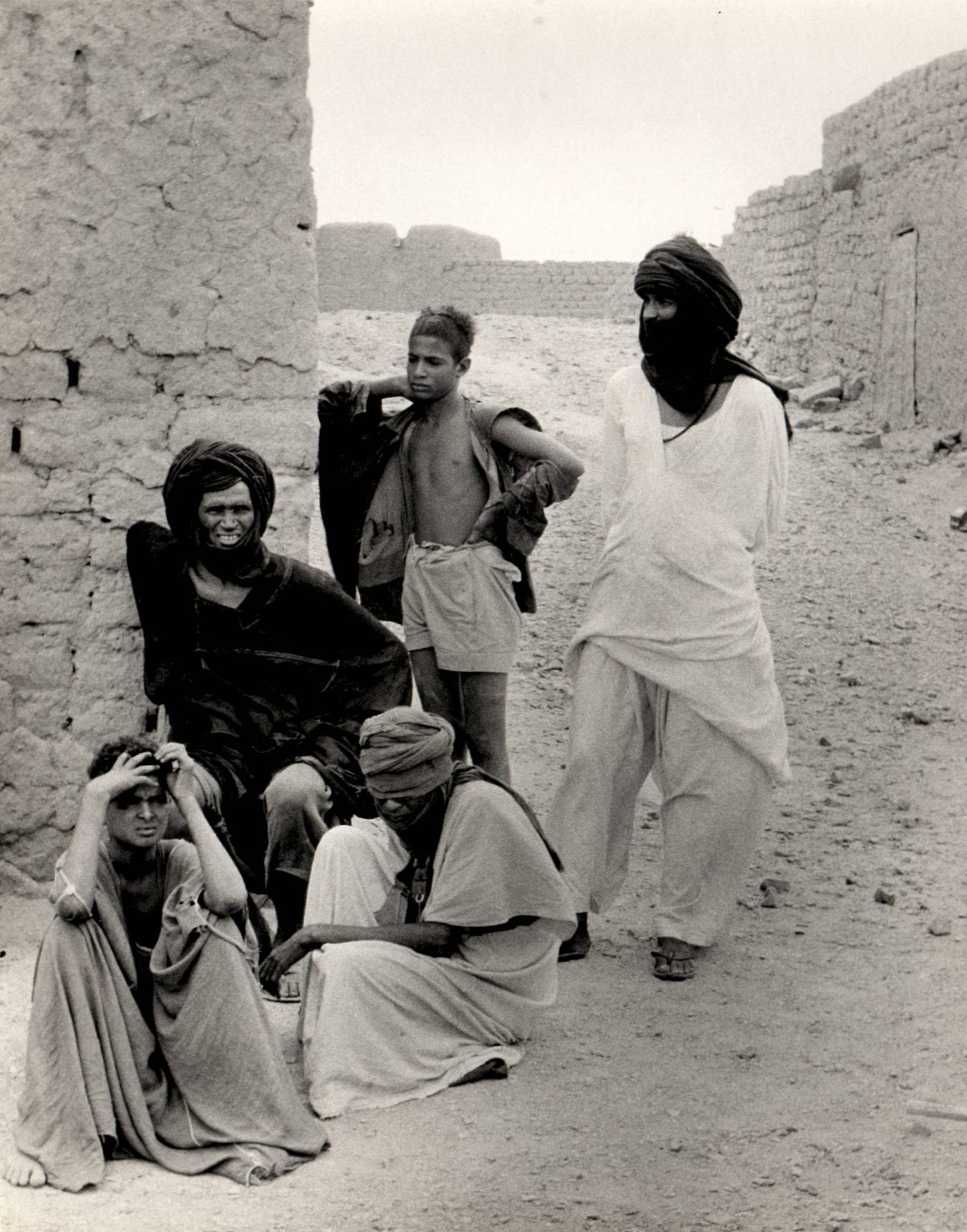 Nali Republic, Bourem, Arab Nomads - Holden Luntz Gallery