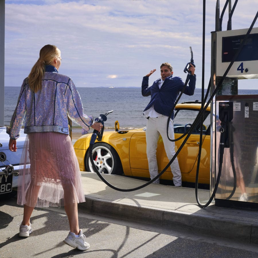 Stick ‘em up! / 2020 - Holden Luntz Gallery