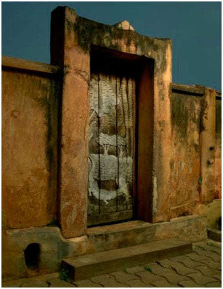 Porte en Boit Scupté, Place Chacha, Ouidah, Benin - Holden Luntz Gallery
