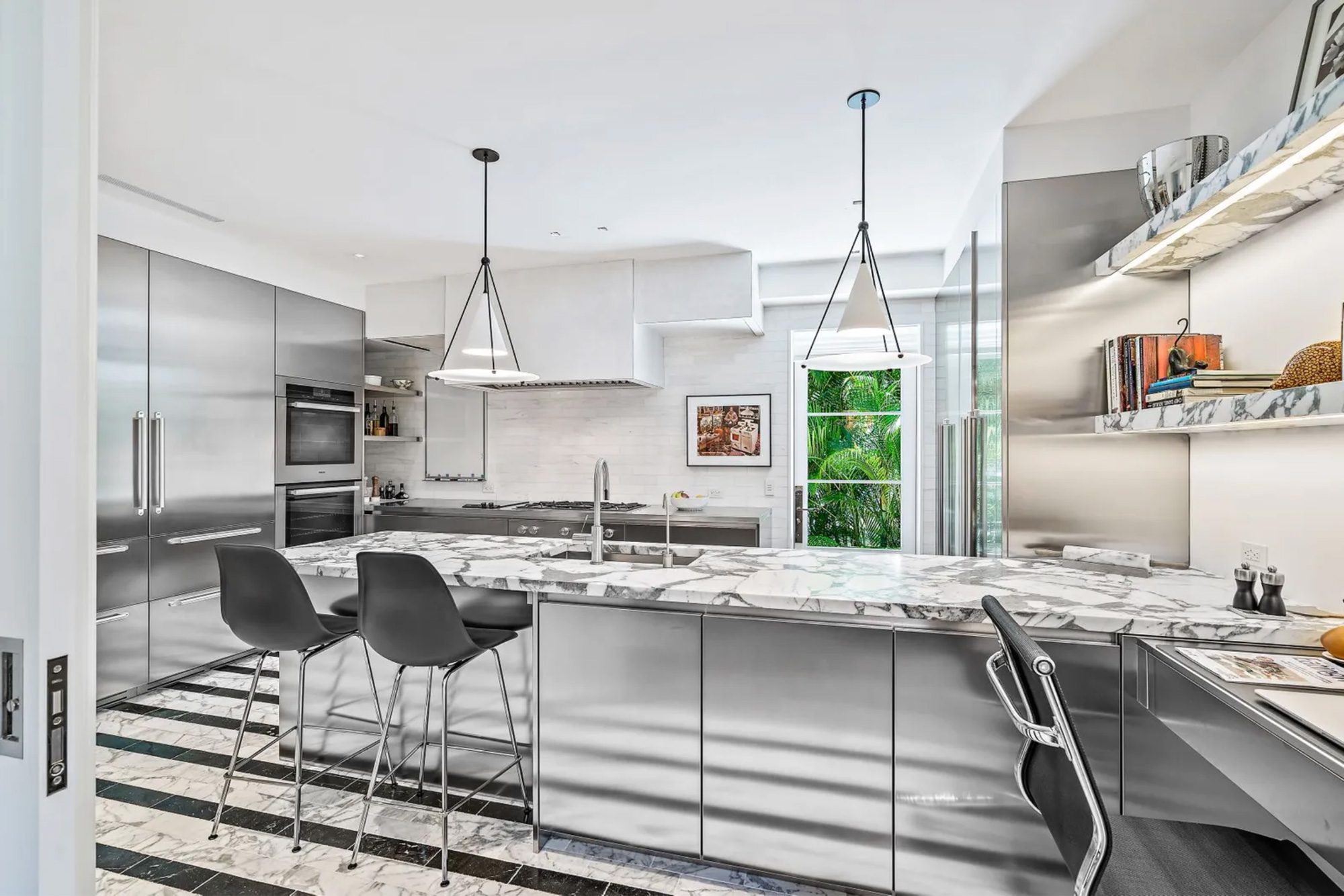 Living with Art: Kitchens - Holden Luntz Gallery