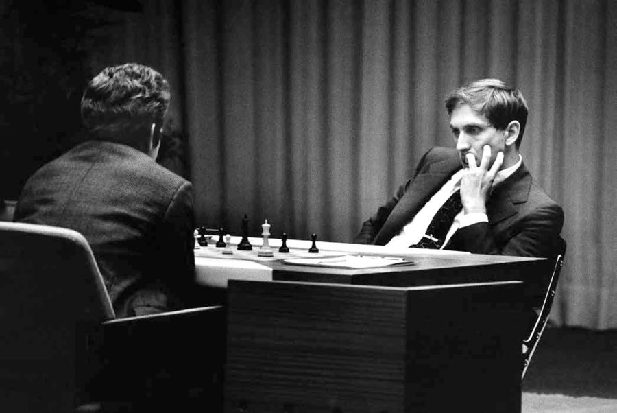 Holden Luntz Gallery - Bobby Fischer through Harry Benson's Lens