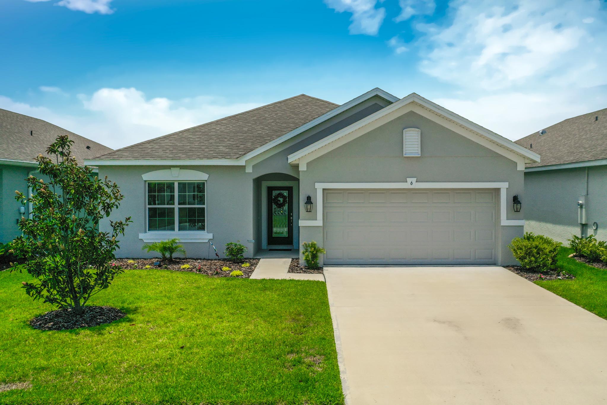 Employee Homeowners Love Their Holiday Builders' Homes