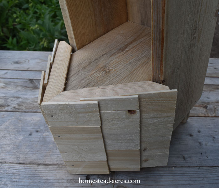 Birdhouse Planter: Easy DIY Planter Box - Homestead Acres