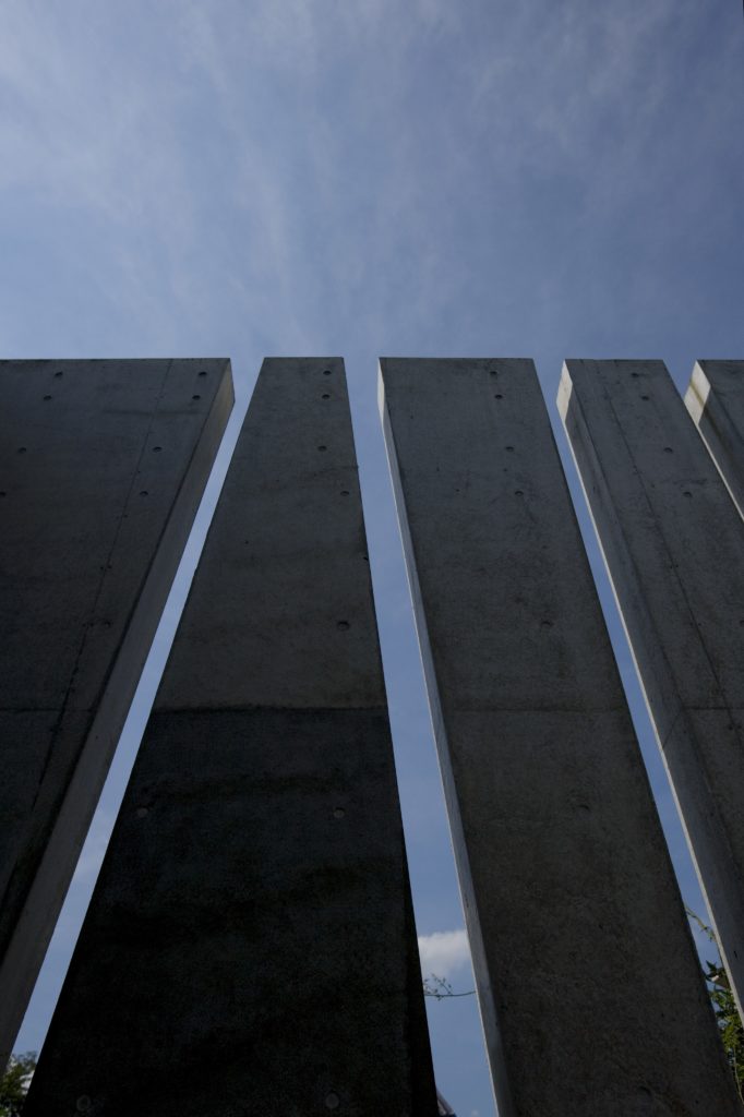 Concrete Slit House by Eastern Design Office