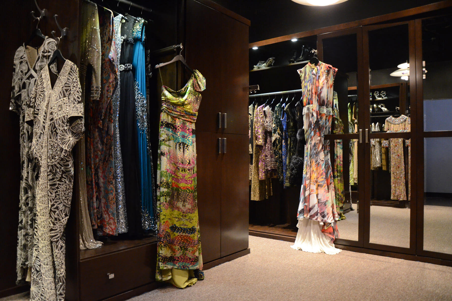 67 Reach-In and Walk-In Bedroom Closet Storage Systems