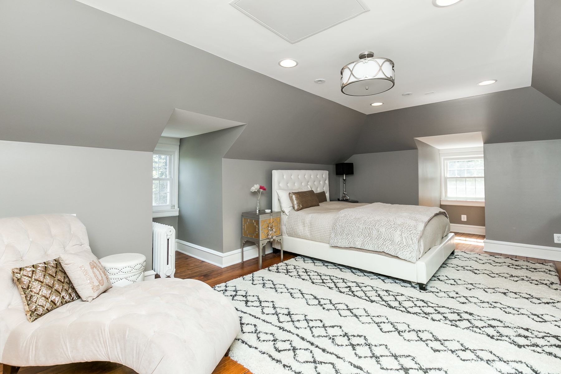 1818 Ruxton Road, Towson, MD 21204 | Hometrack Real Estate Marketing