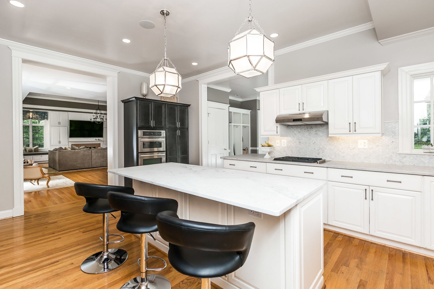 1818 Ruxton Road, Towson, MD 21204 | Hometrack Real Estate Marketing