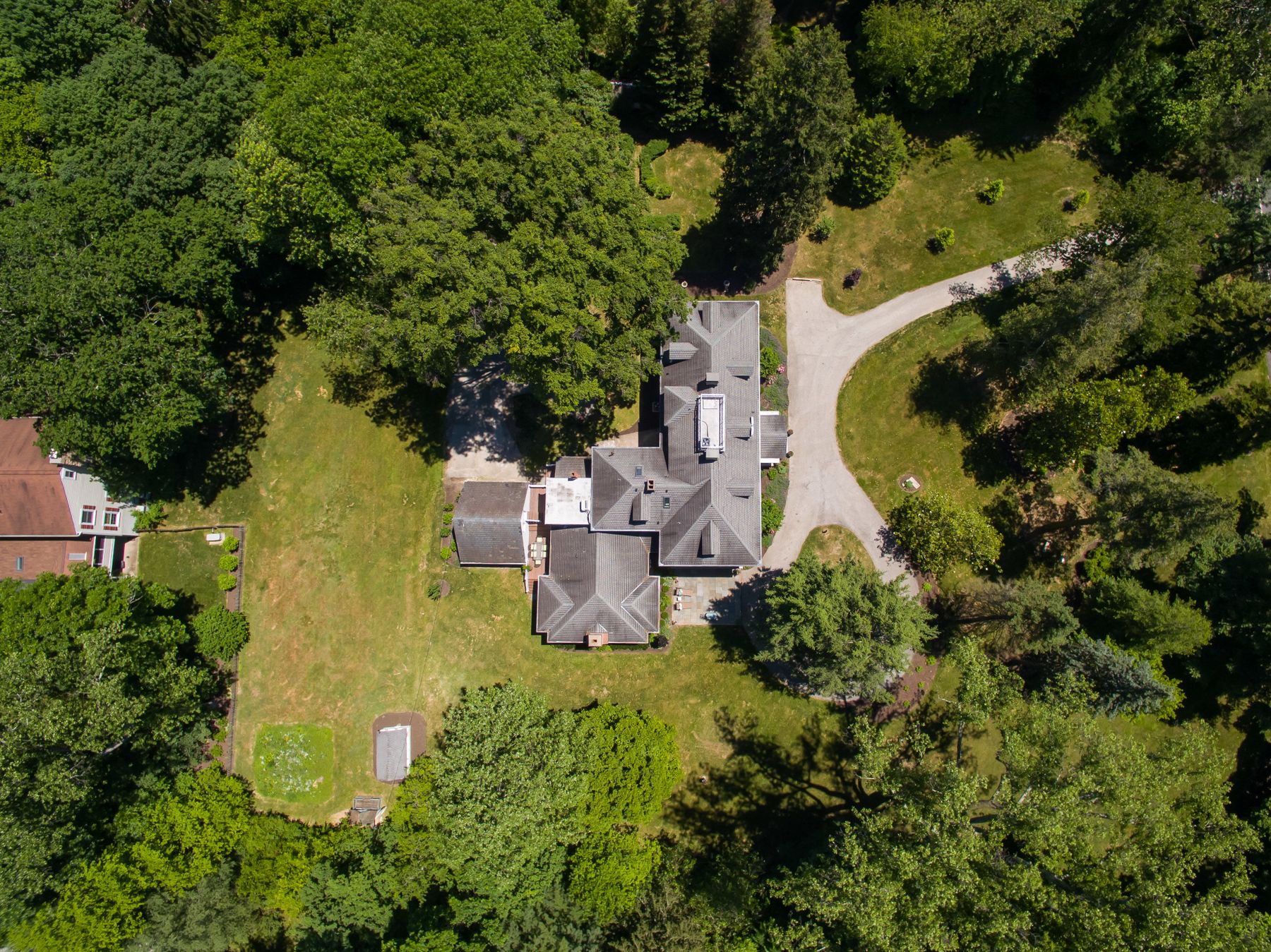 1818 Ruxton Road, Towson, MD 21204 | Hometrack Real Estate Marketing