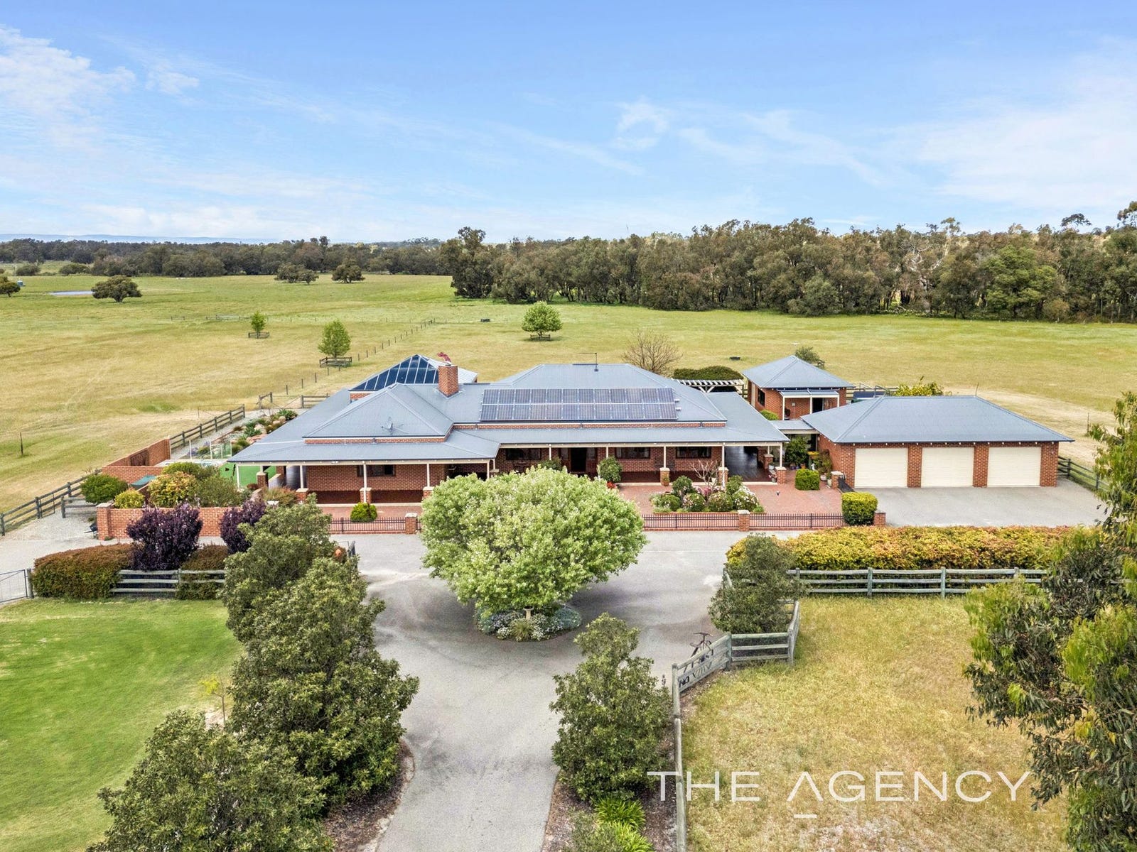 Horse Property For Sale Hopeland WA 6125