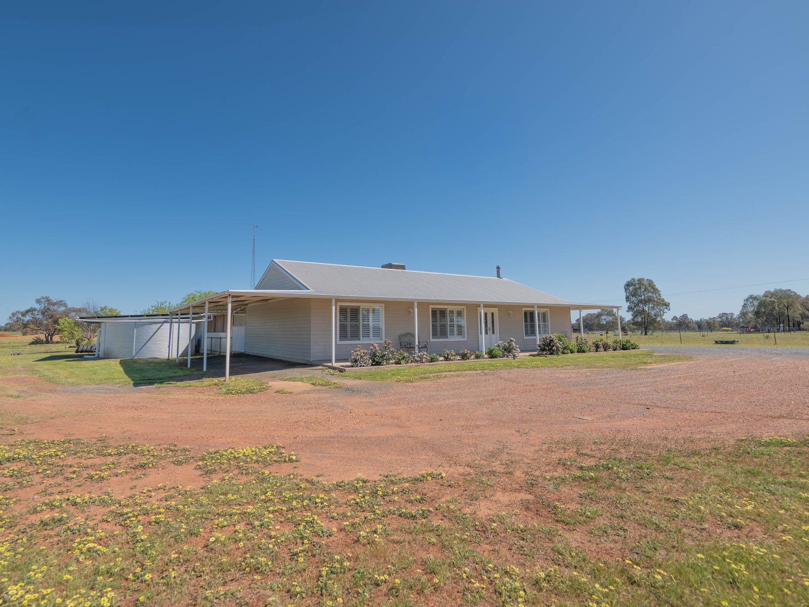 Horse Property For Sale Wyalong NSW 2671