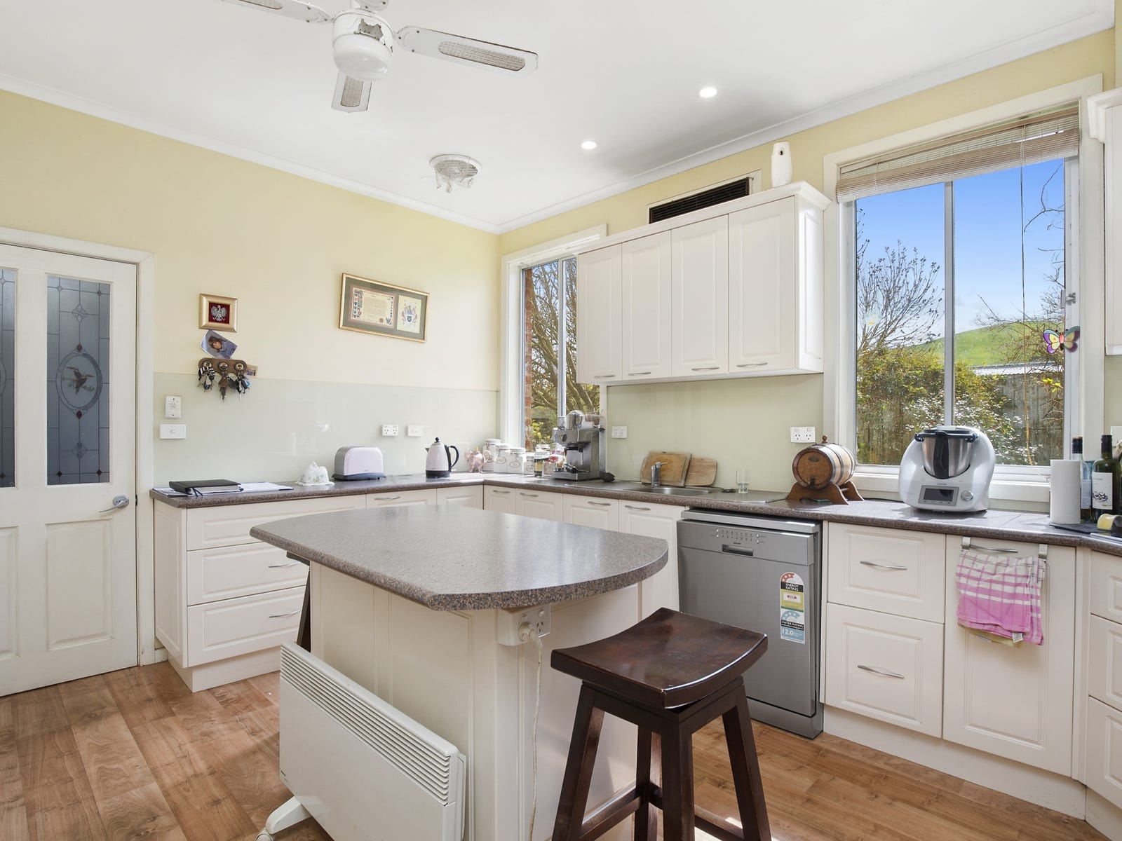 Horse Property For Sale Smeaton Vic 3364 | 114 Cemetery Rd