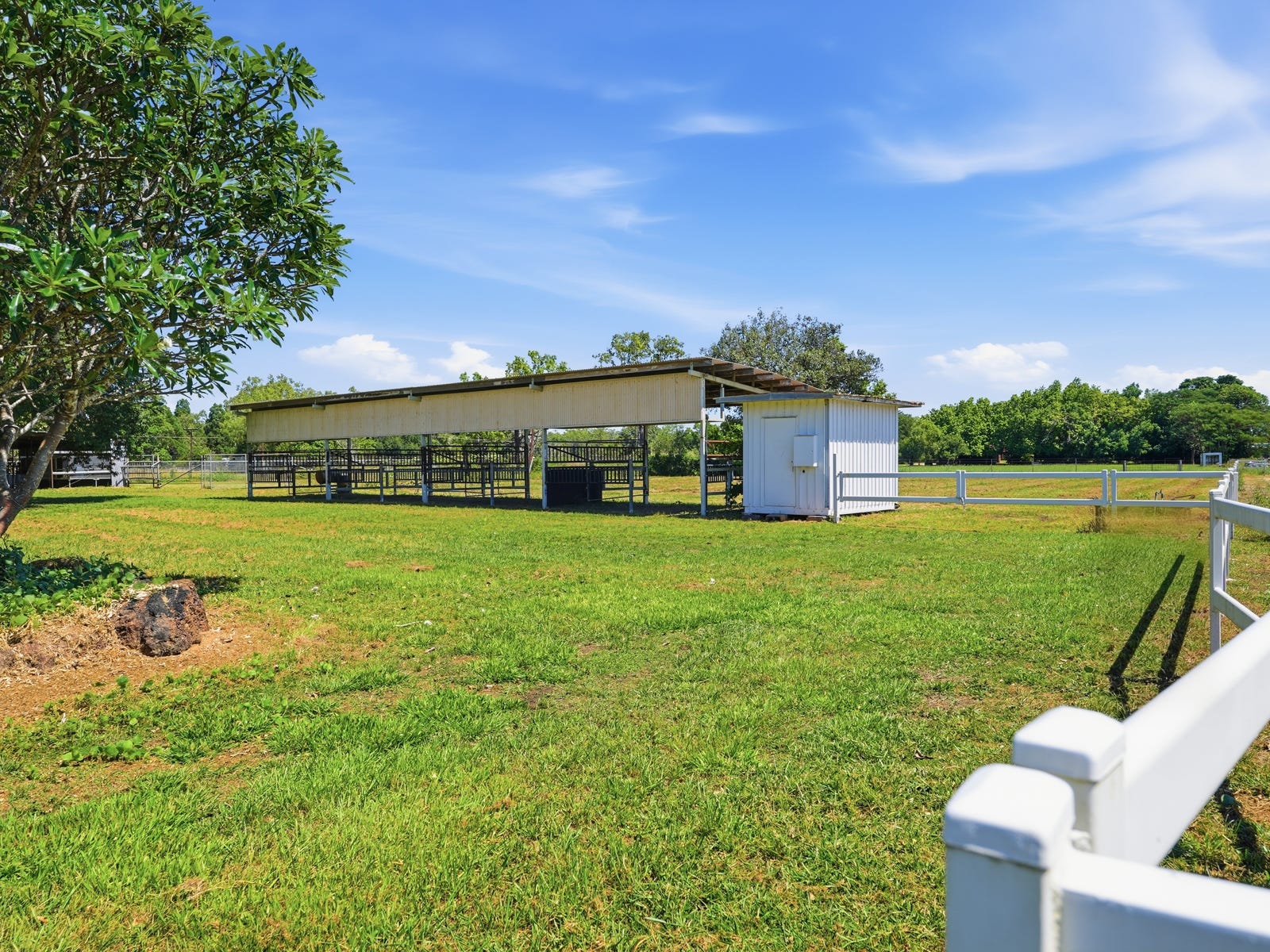 Horse Property For Sale Mcminns Lagoon NT 0822