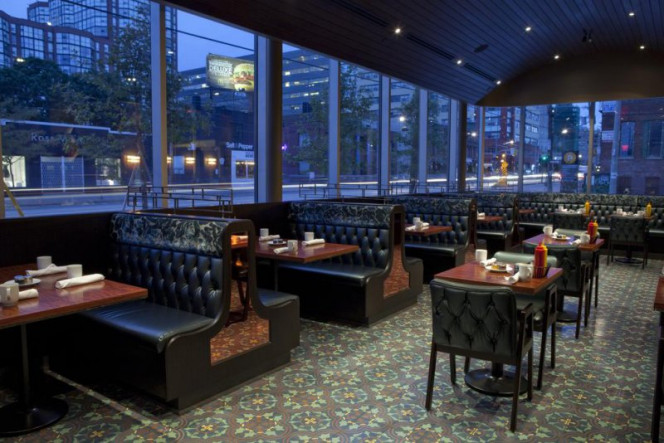 Thompson Toronto vacation deals - Lowest Prices, Promotions, Reviews ...