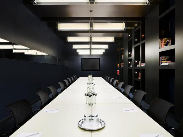 Thompson Toronto vacation deals - Lowest Prices, Promotions, Reviews ...