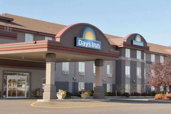 Days Inn And Suites vacation deals - Lowest Prices, Promotions, Reviews ...