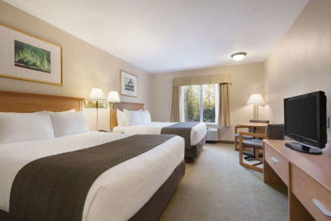 Days Inn And Suites vacation deals - Lowest Prices, Promotions, Reviews ...