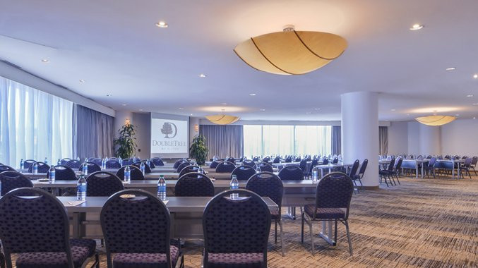 Doubletree By Hilton Hotel Circle vacation deals - Lowest Prices ...