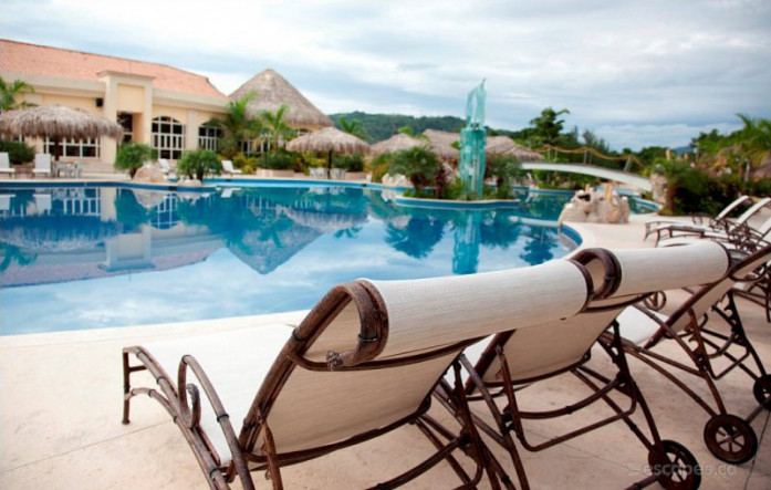 La Ensenada Beach Resort vacation deals - Lowest Prices, Promotions ...