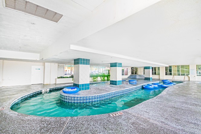 Bay Watch Resort And Conference Center vacation deals - Lowest Prices ...