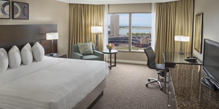 Intercontinental Toronto Centre vacation deals - Lowest Prices ...