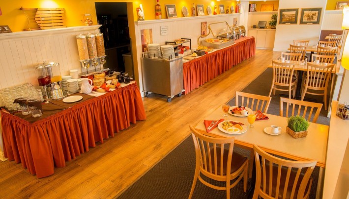 Lobstick Lodge vacation deals - Lowest Prices, Promotions, Reviews ...