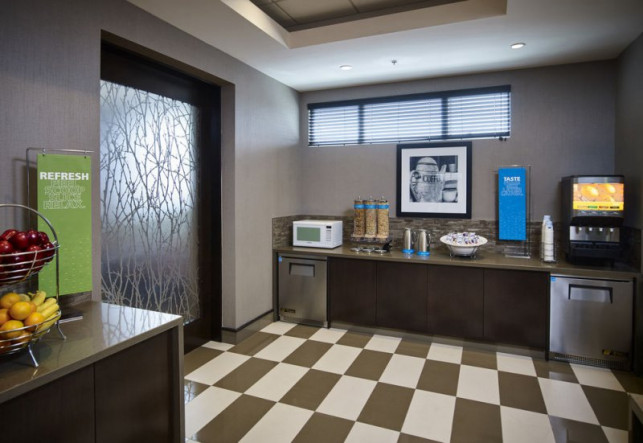 Hampton Inn By Hilton Timmins vacation deals - Lowest Prices ...