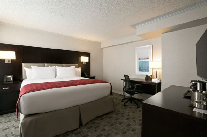 Doubletree By Hilton Toronto Downtown vacation deals - Lowest Prices ...