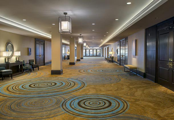 Newark Liberty International Airport Marriott vacation deals - Lowest ...