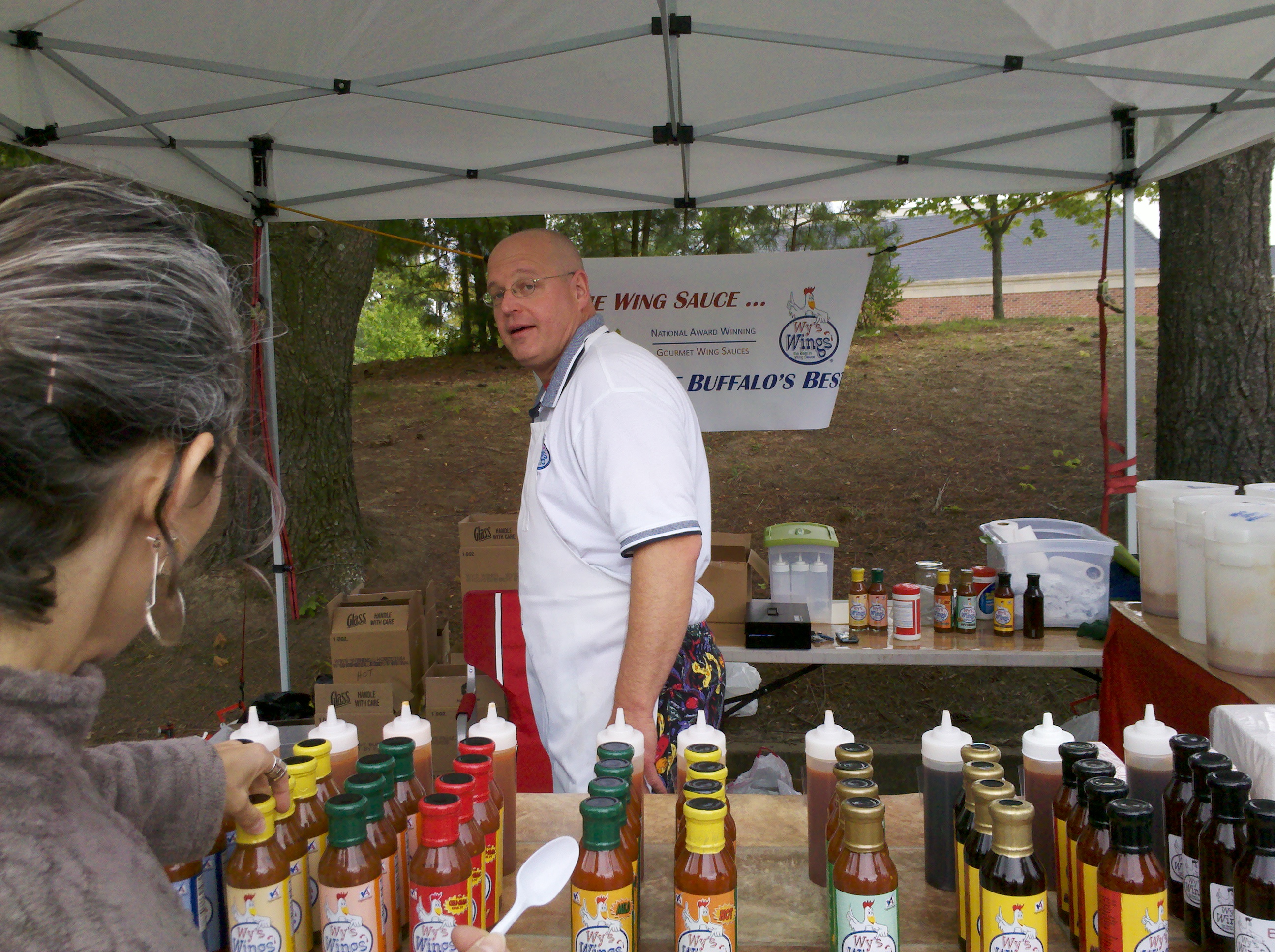 2013-05-04_14-17-25_562-wys-wings-mark-weiler - HotSauceDaily