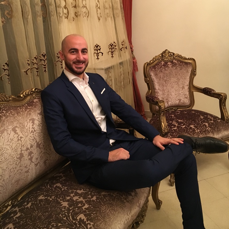 Ezzat is on Couchsurfing! | Couchsurfing