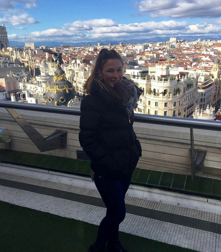 Lorena is on Couchsurfing! | Couchsurfing