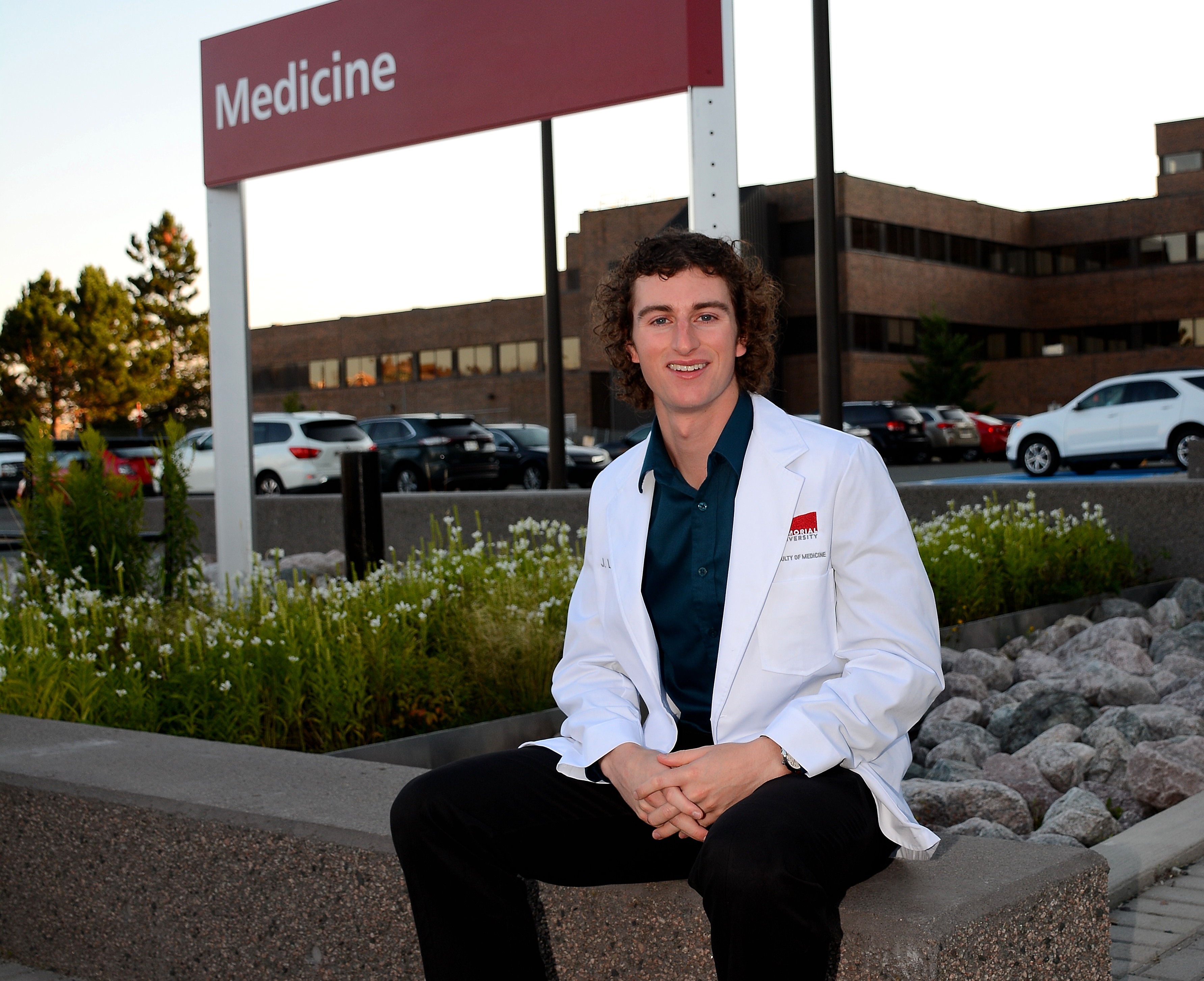 Josh is on Couchsurfing! | Couchsurfing