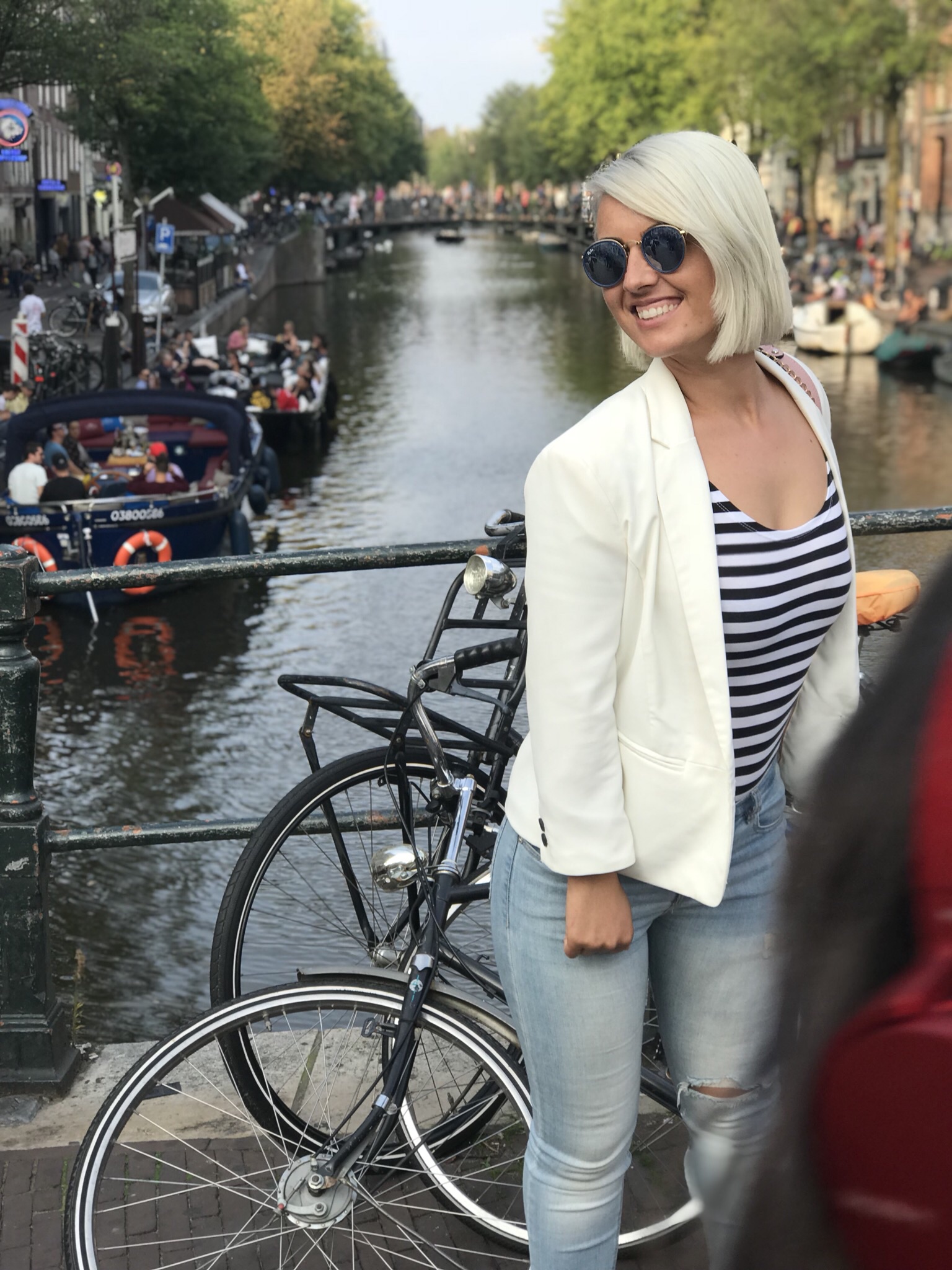 Neka is on Couchsurfing! | Couchsurfing