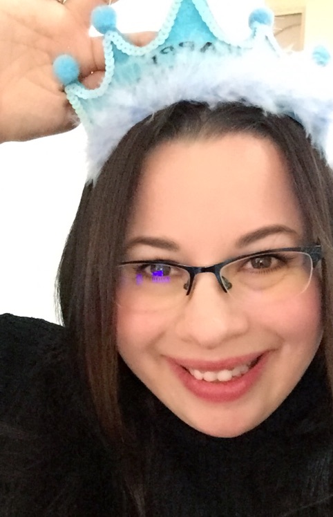 Lori is on Couchsurfing! | Couchsurfing