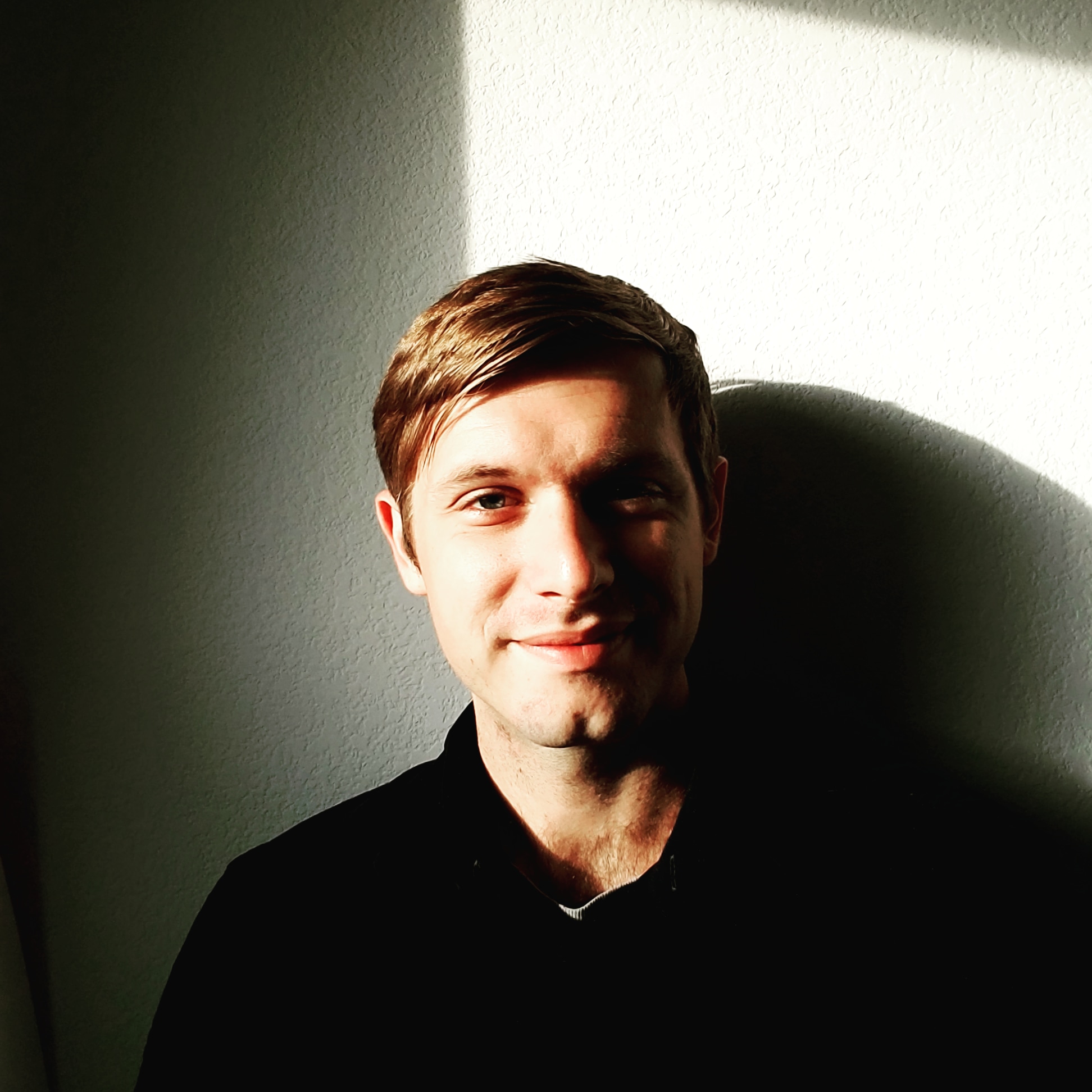 Christopher is on Couchsurfing! | Couchsurfing