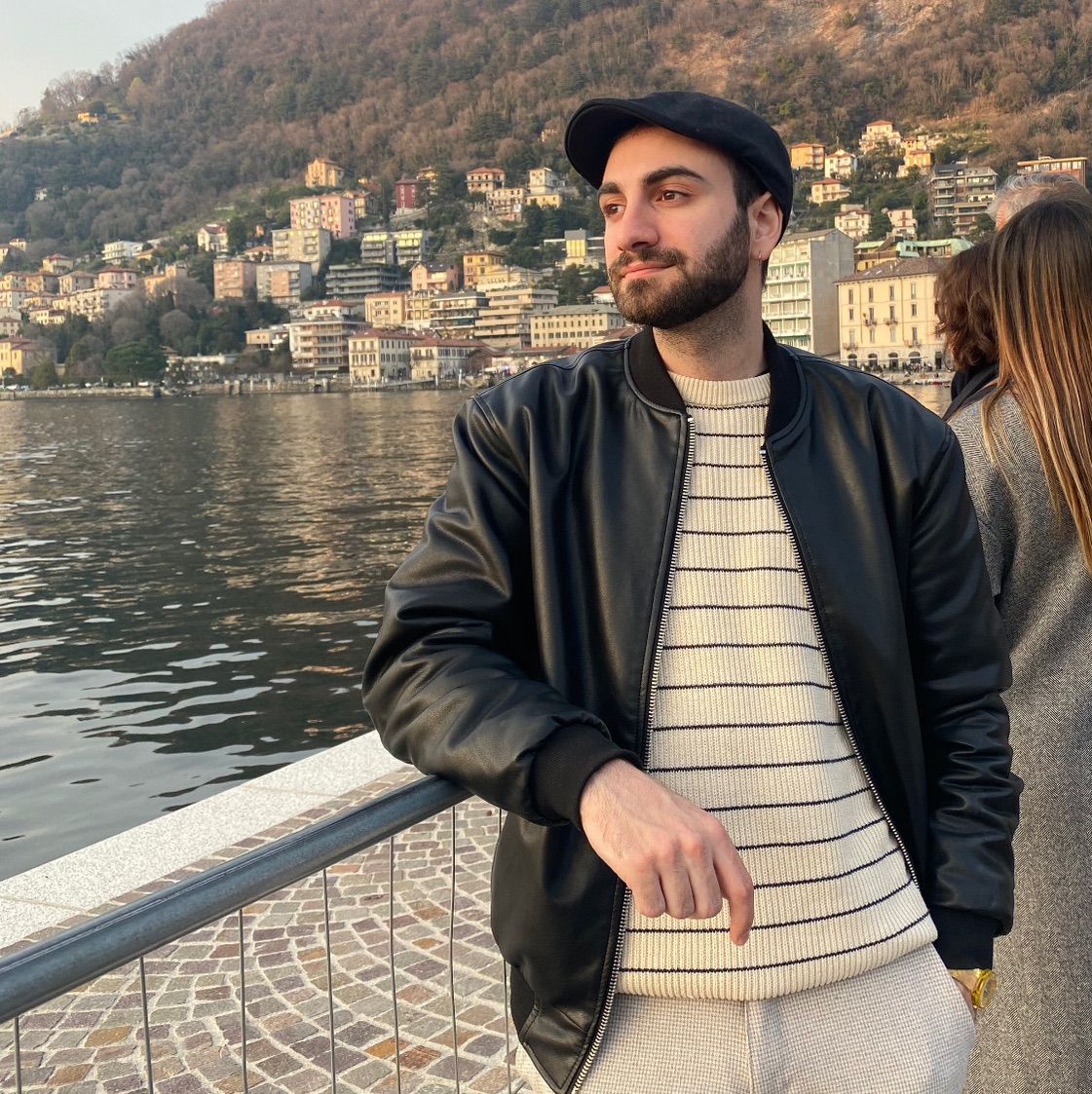 Thomas 已加入 Couchsurfing！ | Couchsurfing