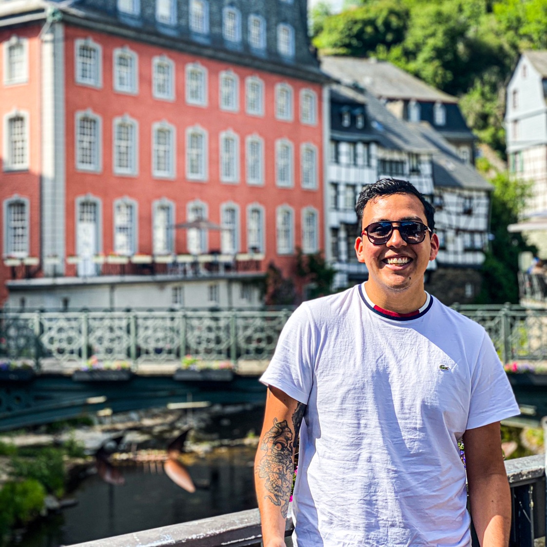 Gil is on Couchsurfing! | Couchsurfing