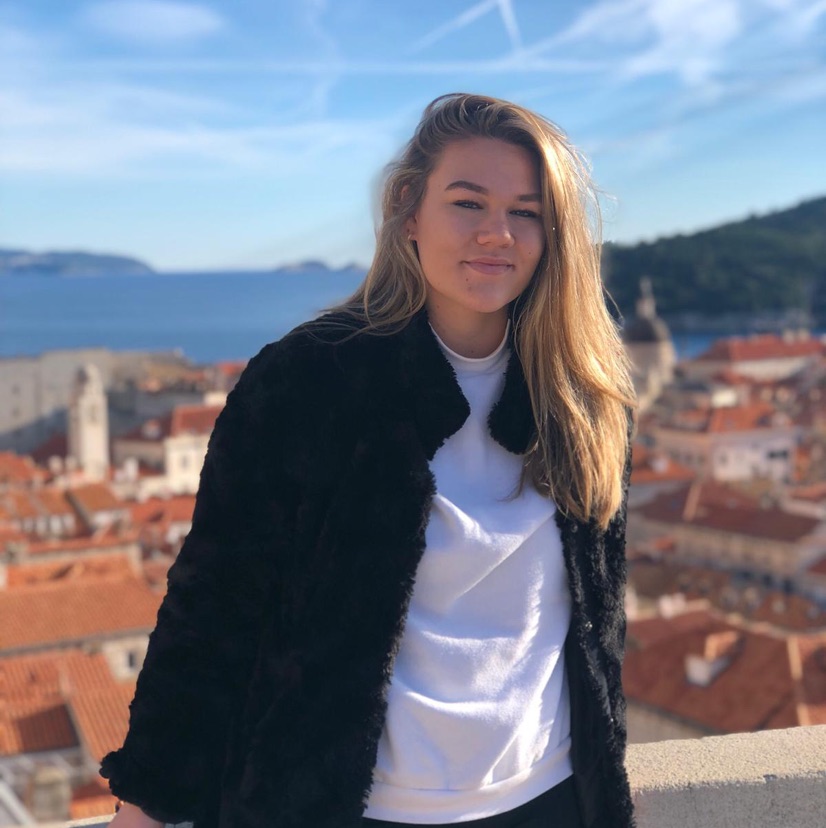 Demi 已加入 Couchsurfing！ | Couchsurfing