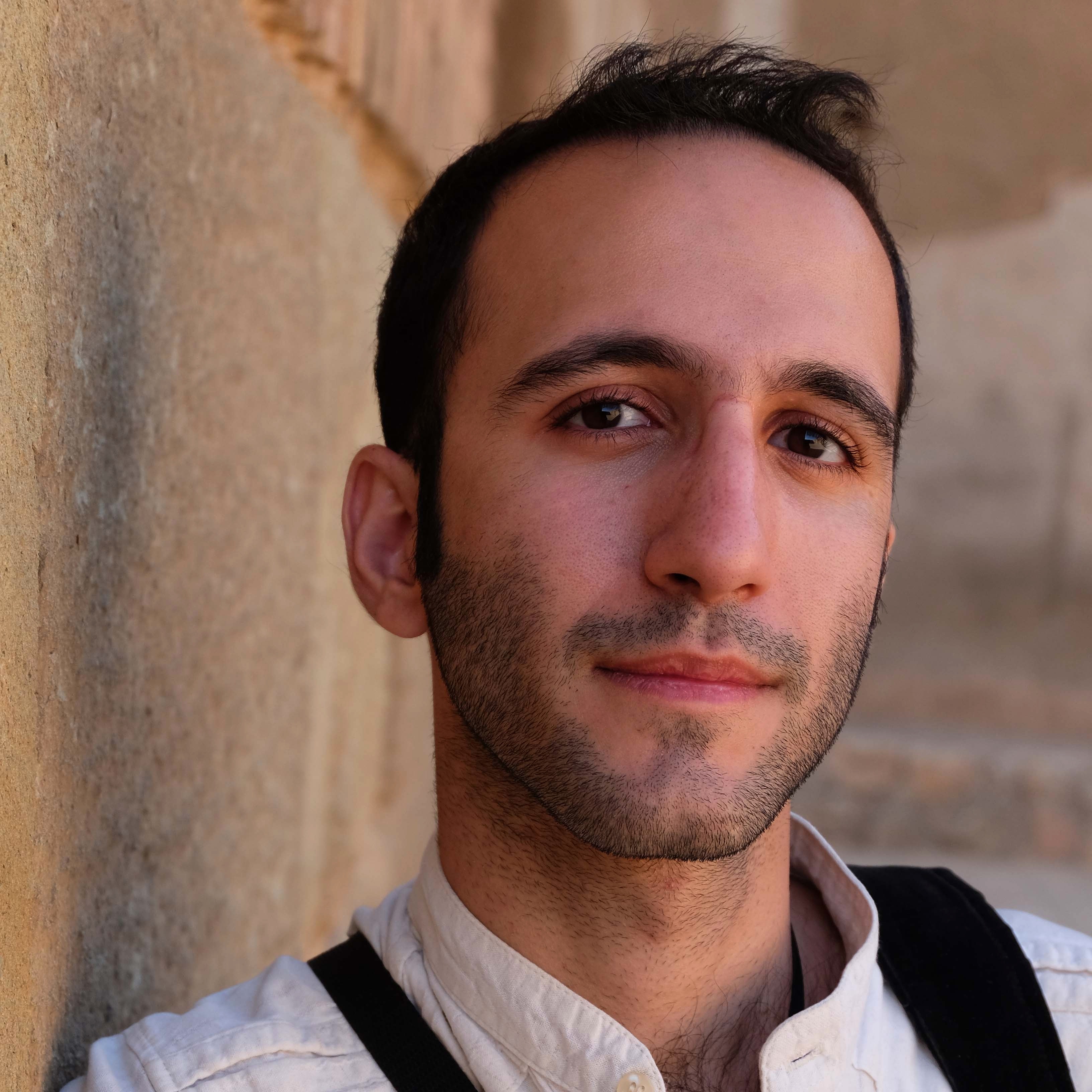 Navid is on Couchsurfing! | Couchsurfing