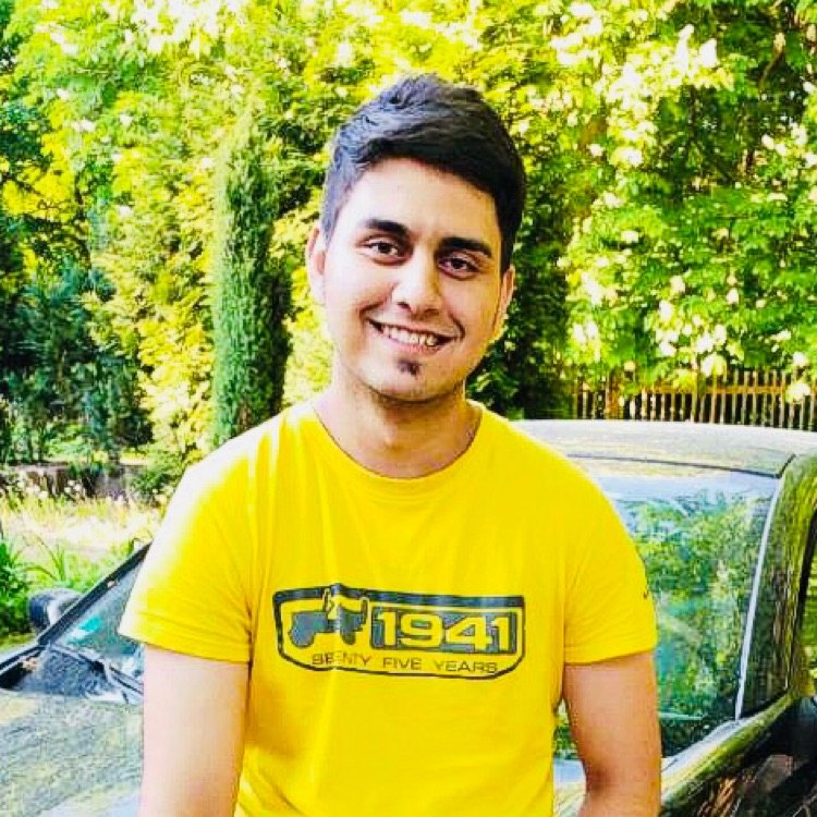 Behrad 已加入 Couchsurfing！ | Couchsurfing