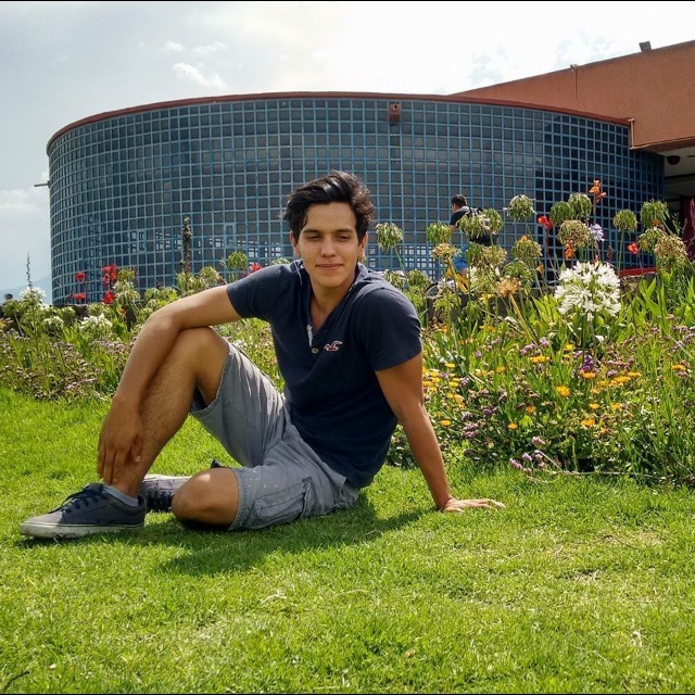 Erick Ivan is on Couchsurfing! | Couchsurfing