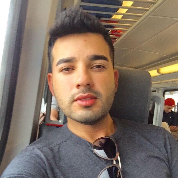 Carlos Modesto is on Couchsurfing! | Couchsurfing