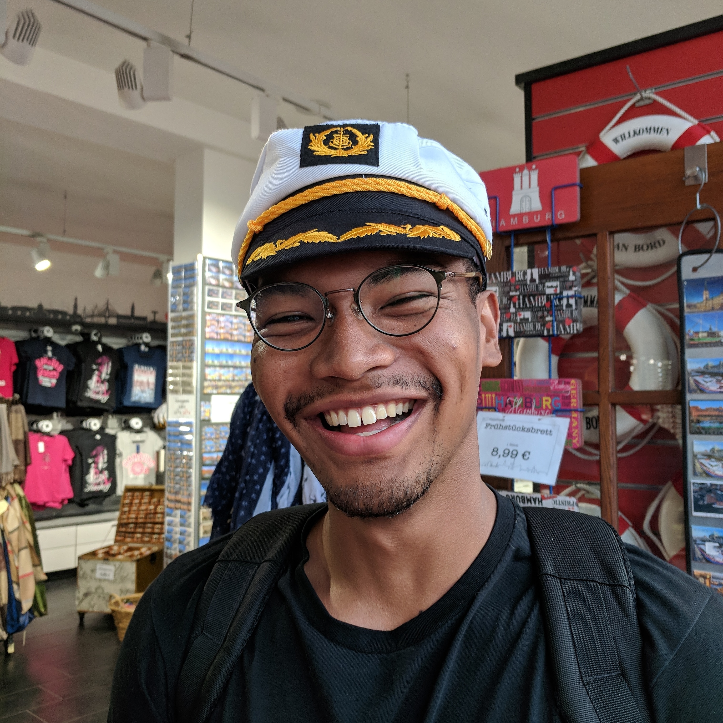 Gabriel is on Couchsurfing! | Couchsurfing
