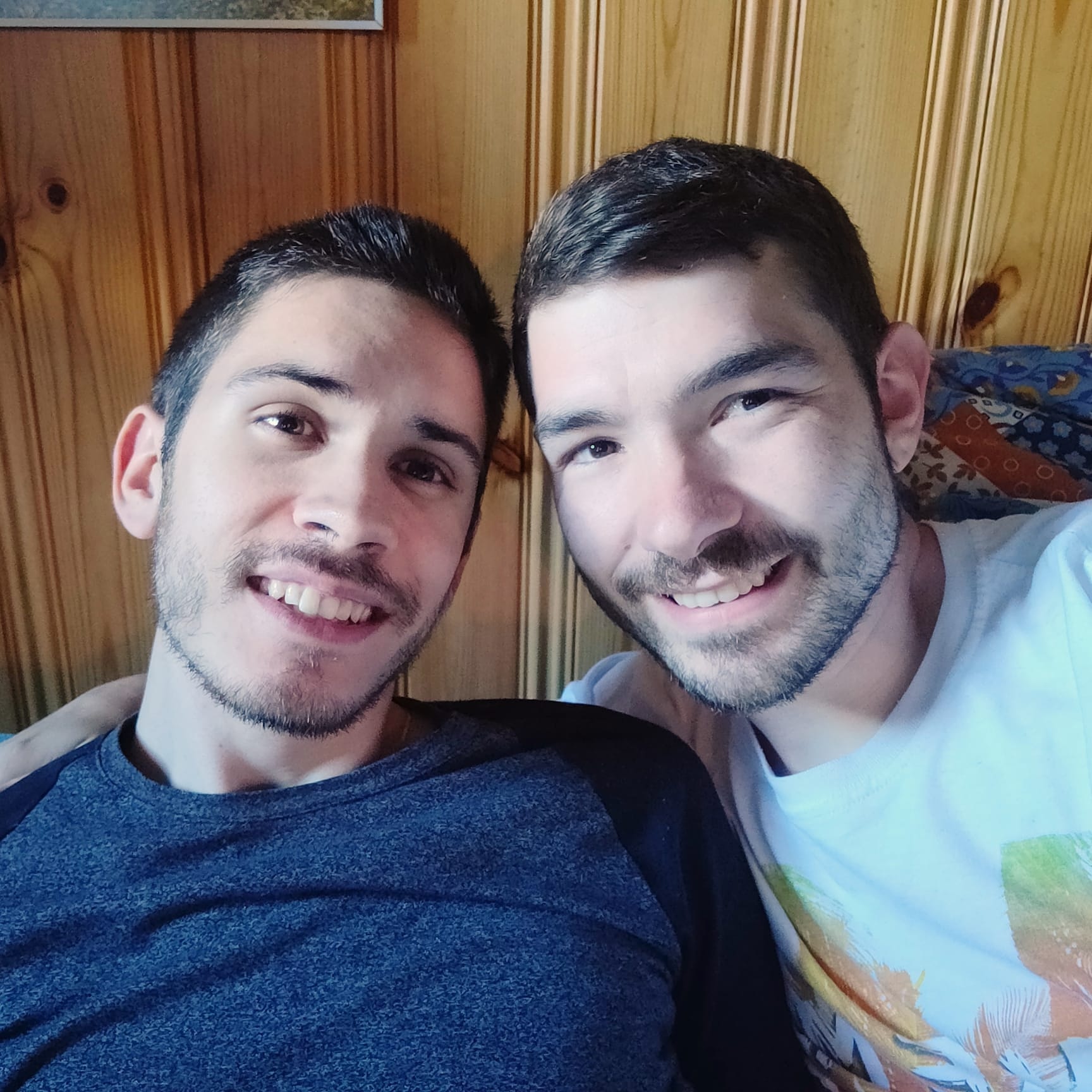 Raphi & is on Couchsurfing! | Couchsurfing