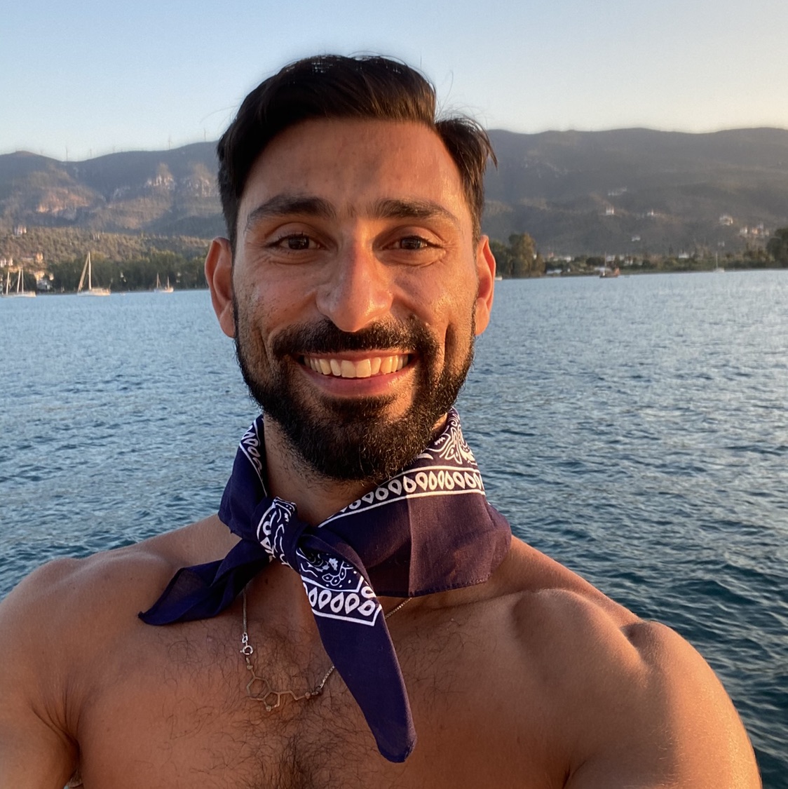 Hanif is on Couchsurfing! | Couchsurfing